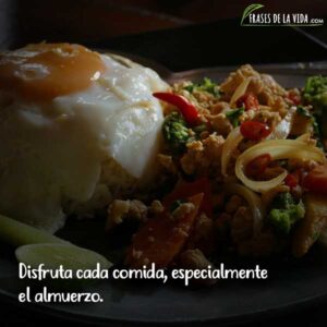 70 frases de almuerzo | Citas sobre almorzar
